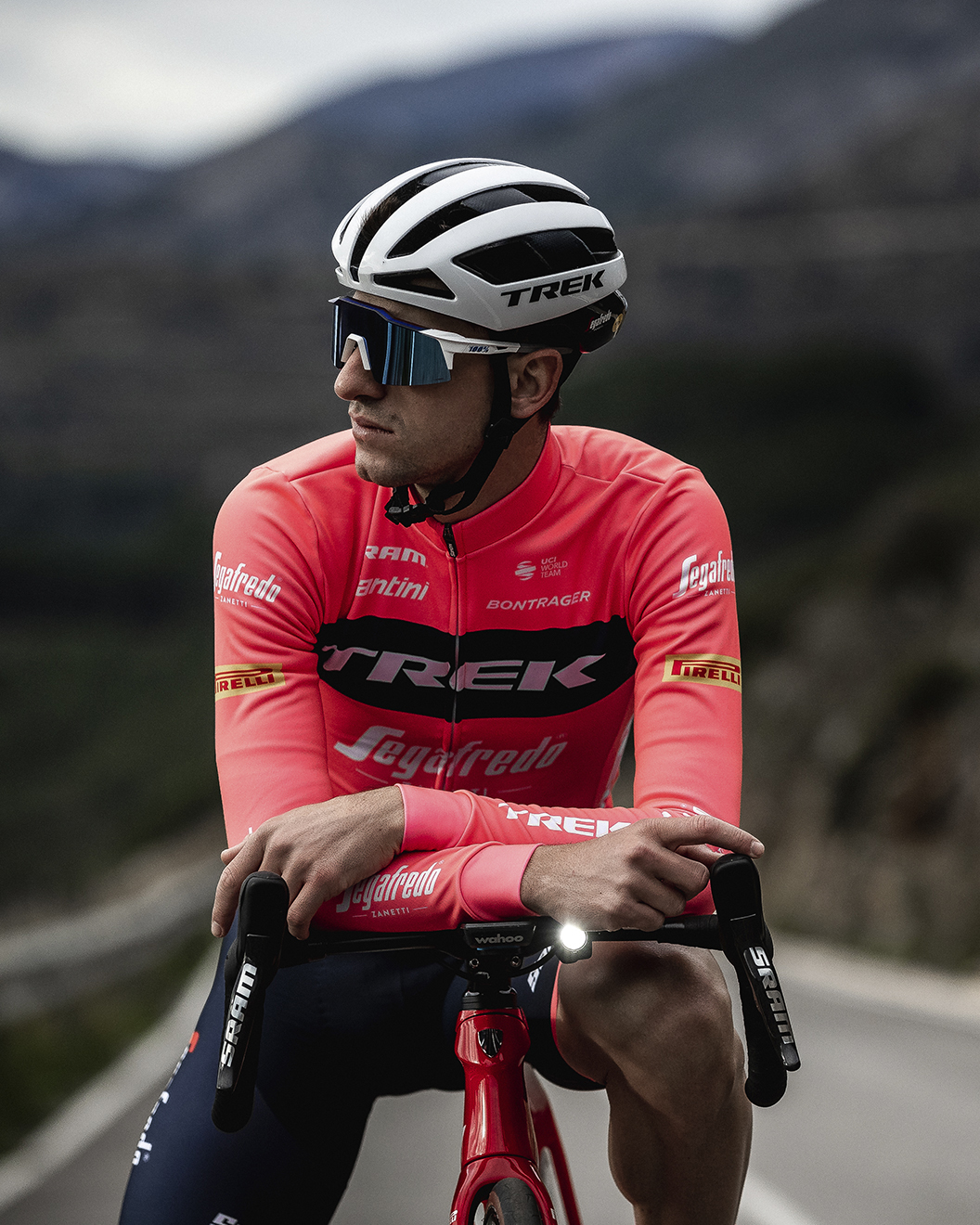 トレック Velocis Mips ロードヘルメット | ブリッジバイクプロダクツ｜千葉県鎌ヶ谷市のスポーツバイク専門店